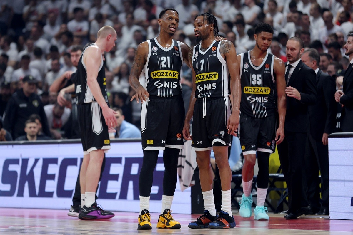 KK Partizan kažnjen