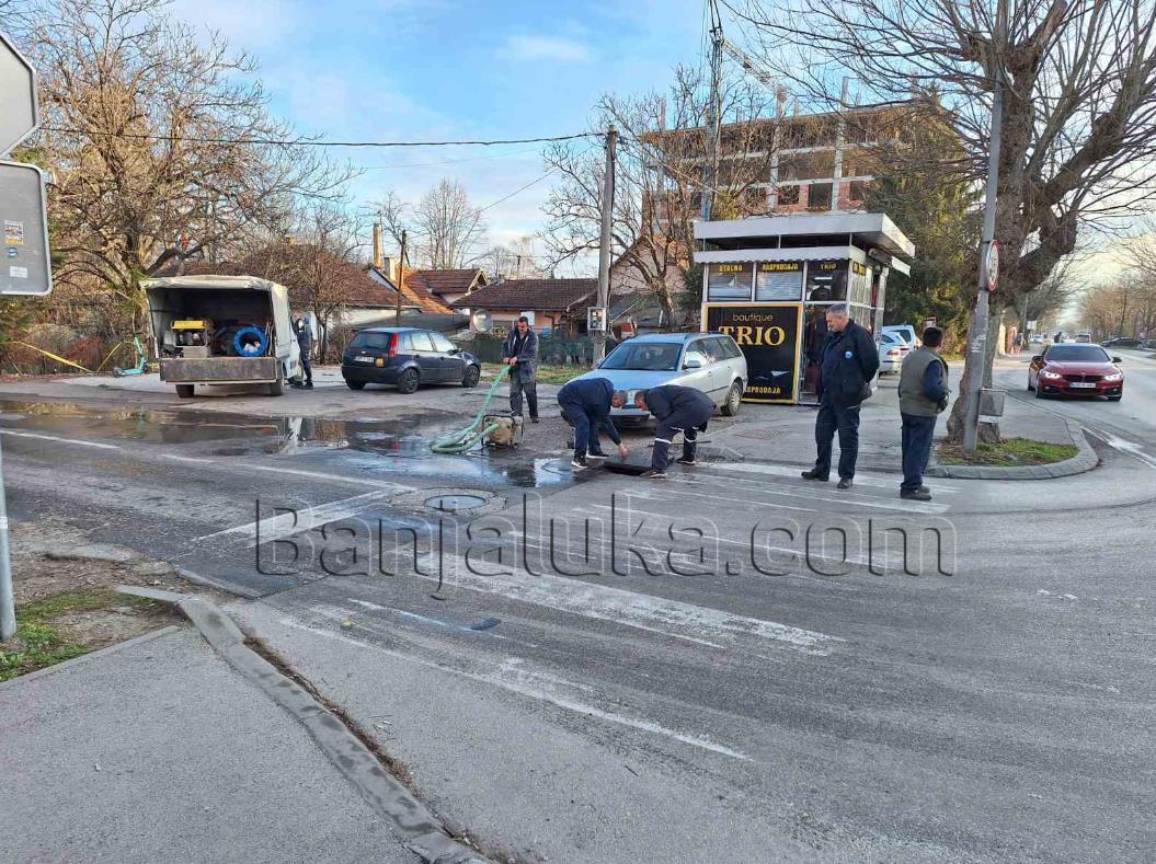 Radovi na cjevovodu: Obilićevo danas bez vode (Foto)