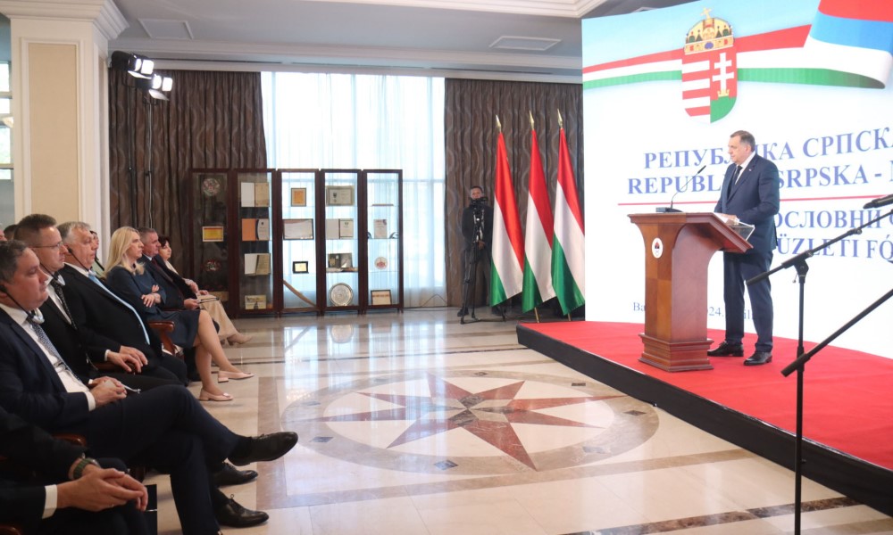 Poslovni forum u Banjaluci: Nova prilika za bolju saradnju privrednika Srpske i Mađarske (Foto)