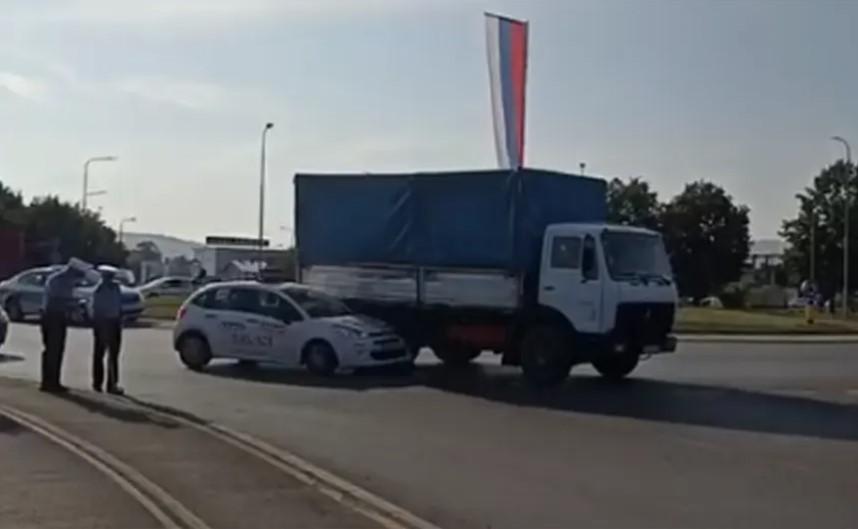 Sudar u kružnom toku u Banjaluci (Foto/Video)