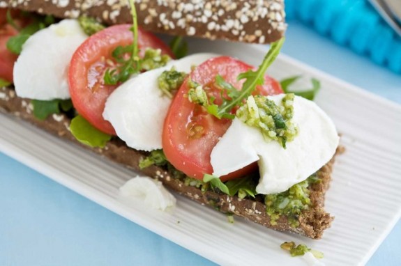 Pet namirnica koje brišu godine sa lica