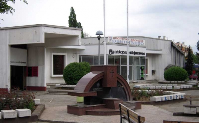 Saniran dio krova dvorane Obilićevo