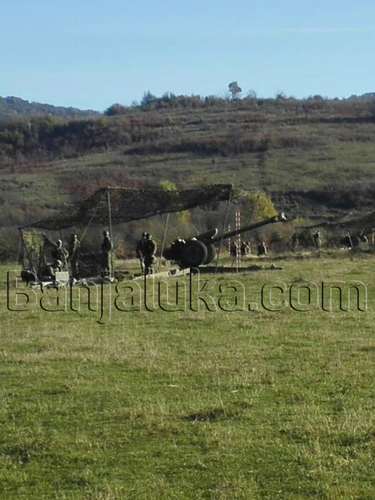 Foto vijest – Pogledajte kako izgleda vojna vježba na Manjači trenutno