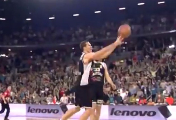 Prošla je decenija: Na današnji dan Kecman je utišao Zagreb (Video)