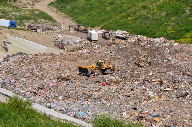 Mjesta za smeće u Ramićima ima do juna 2023.