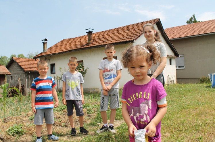 Od rođenja pod tuđim krovom: “Srbi za Srbe” pokrenuli humanitarnu ...