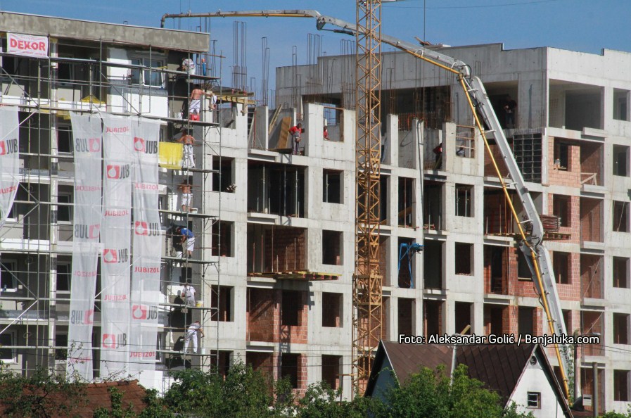 Kvadrat u Banjaluci pojeftinio za 244 KM: Da li je sada idealno vrijeme ...