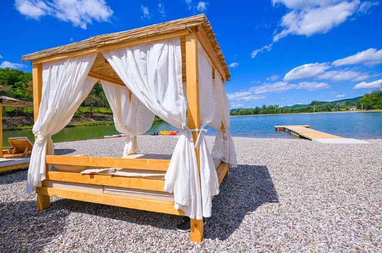 Velika posjećenost jezera na Manjači u ljetnjem periodu