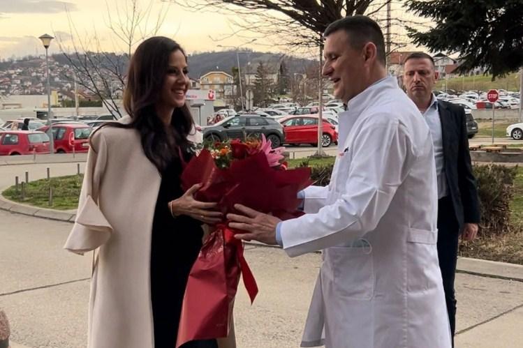 Prva dama Srbije: Tamara Vučić stigla u posjetu UKC-u Srpske (Foto)