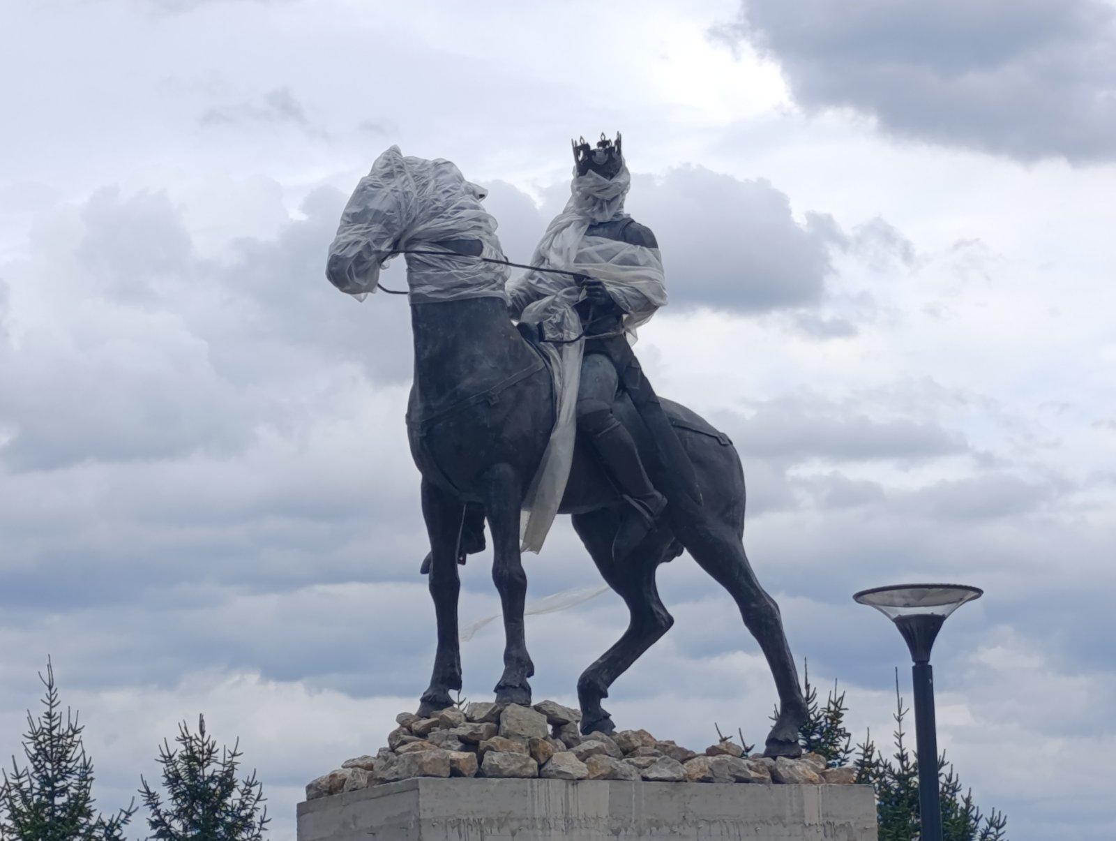 Otkrivanje spomenika Tvrtku I Kotromaniću u srijedu